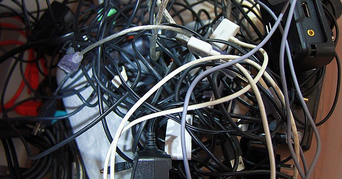 How To Keep Your Wires Organised and Tidy | Electrical Safety First