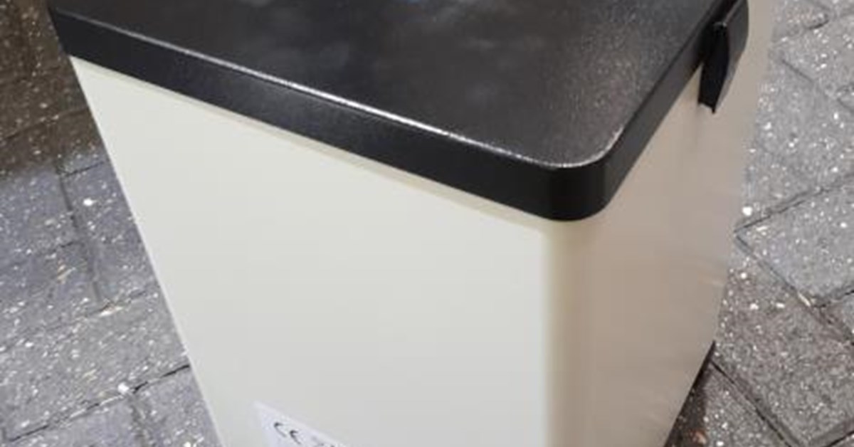 Fume Extractor, XF-180 Safety Notice | Electrical Safety First